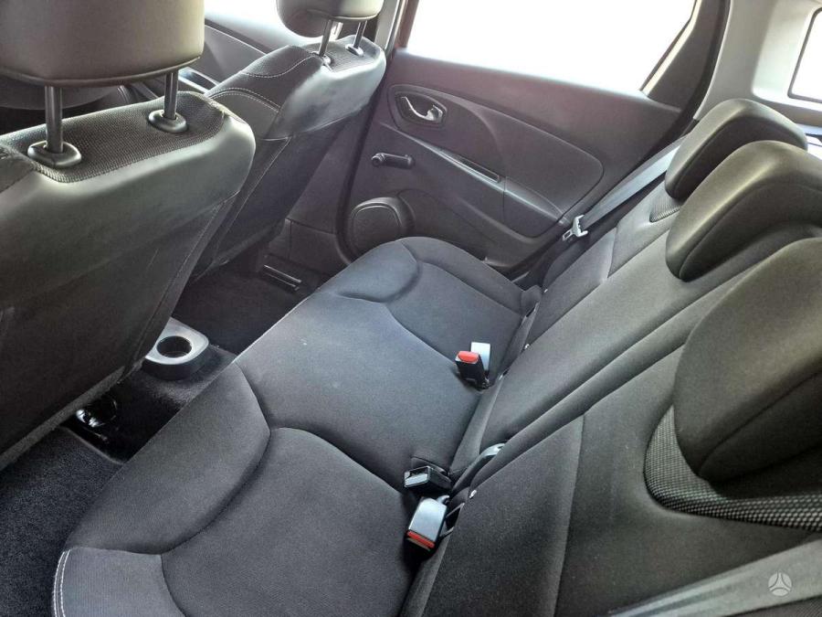 Brūns Renault Clio 2014 Šilutė, ar dzinēja tilpumu 1.46 L un nobraukumu 268 tūkst. km par 3450 €, foto 12 vietnē AUTOMOTO.COM.LV