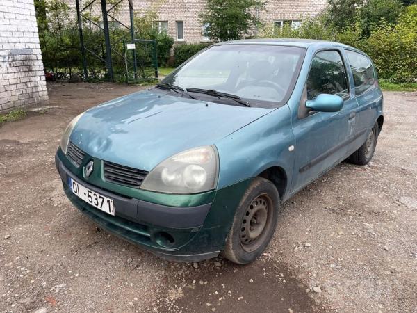 Green Renault Clio 2005 in Riga, with an engine capacity of 1.20 L and mileage of 227 thousand km for 350 €, photo 1 on AUTOMOTO.COM.LV