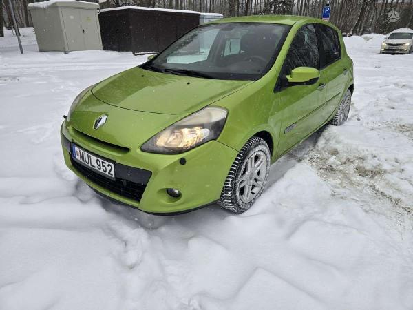 Zaļš Renault Clio 2010 Viļņa, ar dzinēja tilpumu 1.15 L un nobraukumu 297 tūkst. km par 1000 €, foto 1 vietnē AUTOMOTO.COM.LV