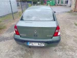 Green Renault Clio 2005 in Riga, with an engine capacity of 1.40 L and mileage of 0 thousand km for 1050 €, photo 4 on AUTOMOTO.COM.LV