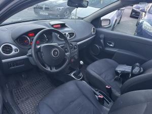 Grey Renault Clio 2008 in Panevezys, with an engine capacity of 1.50 L and mileage of 205 thousand km for 450 €, photo 8 on AUTOMOTO.COM.LV