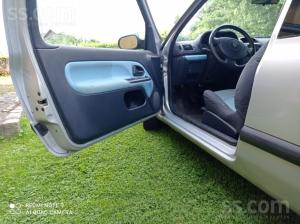 Grey Renault Clio 2002 in Riga, with an engine capacity of 1.20 L and mileage of 140 thousand km for 650 €, photo 7 on AUTOMOTO.COM.LV