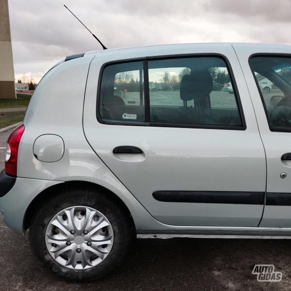 Grey Renault Clio 2003 in Kaunas, with an engine capacity of 1.20 L and mileage of 193 thousand km for 850 €, photo 5 on AUTOMOTO.COM.LV