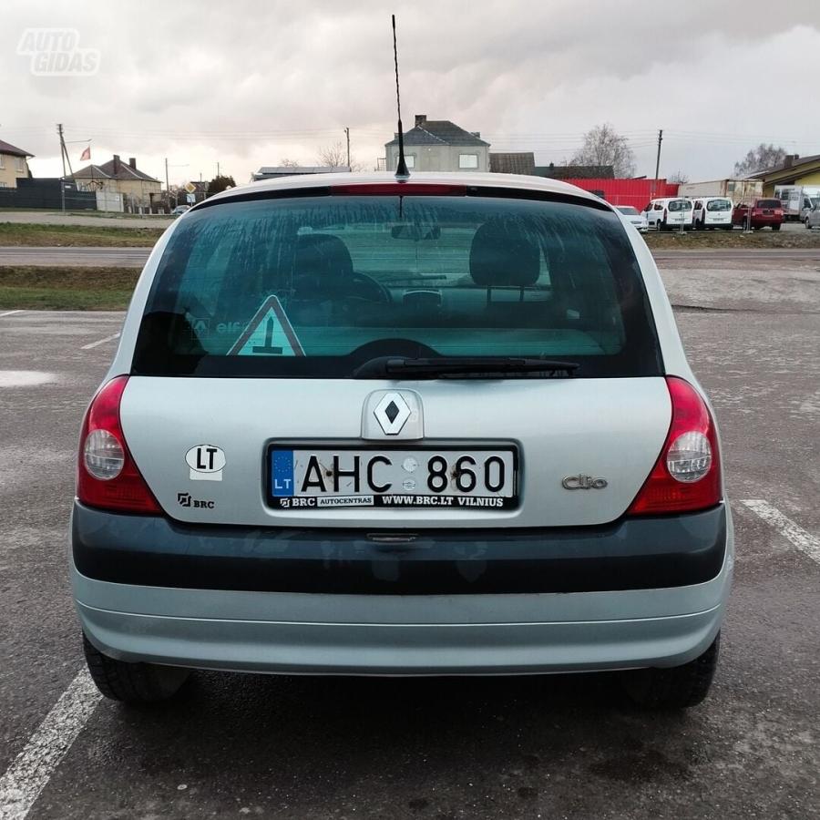 Pelēks Renault Clio 2003 Kauņa, ar dzinēja tilpumu 1.20 L un nobraukumu 193 tūkst. km par 850 €, foto 7 vietnē AUTOMOTO.COM.LV