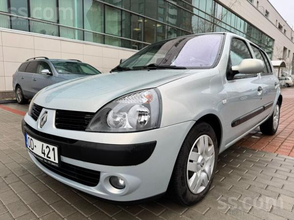 Grey Renault Clio 2004 in Riga, with an engine capacity of 1.20 L and mileage of 0 thousand km for 2200 €, photo 2 on AUTOMOTO.COM.LV