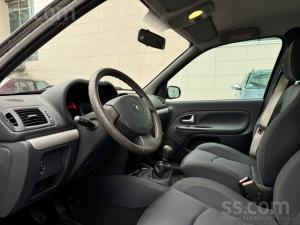 Pelēks Renault Clio 2004 Rīga, ar dzinēja tilpumu 1.20 L un nobraukumu 0 tūkst. km par 2200 €, foto 7 vietnē AUTOMOTO.COM.LV