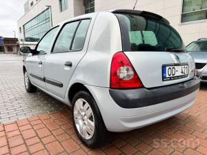 Pelēks Renault Clio 2004 Rīga, ar dzinēja tilpumu 1.20 L un nobraukumu 0 tūkst. km par 2200 €, foto 10 vietnē AUTOMOTO.COM.LV