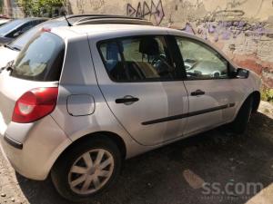 Pelēks Renault Clio 2005 Rīga, ar dzinēja tilpumu 1.50 L un nobraukumu 295 tūkst. km par 750 €, foto 3 vietnē AUTOMOTO.COM.LV
