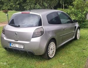 Grey Renault Clio 2006 in Sakiai, with an engine capacity of 2.00 L and mileage of 242 thousand km for 4900 €, photo  on AUTOMOTO.COM.LV