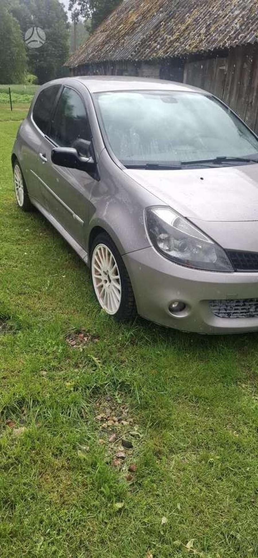 Grey Renault Clio 2006 in Sakiai, with an engine capacity of 2.00 L and mileage of 242 thousand km for 4900 €, photo 3 on AUTOMOTO.COM.LV