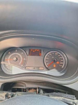 Grey Renault Clio 2007 in Lazdijai, with an engine capacity of 1.50 L and mileage of 311 thousand km for 1240 €, photo 11 on AUTOMOTO.COM.LV