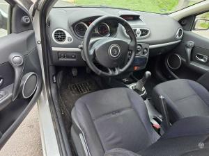 Pelēks Renault Clio 2007 Kauņa, ar dzinēja tilpumu 1.15 L un nobraukumu 200 tūkst. km par 900 €, foto 10 vietnē AUTOMOTO.COM.LV