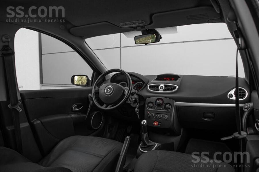 Pelēks Renault Clio 2007 Rīga, ar dzinēja tilpumu 1.40 L un nobraukumu 220 tūkst. km par 1490 €, foto 15 vietnē AUTOMOTO.COM.LV