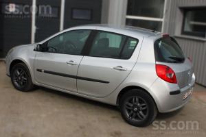 Pelēks Renault Clio 2008 Rīga, ar dzinēja tilpumu 1.60 L un nobraukumu 0 tūkst. km par 2990 €, foto 3 vietnē AUTOMOTO.COM.LV