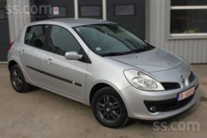 Pelēks Renault Clio 2008 Rīga, ar dzinēja tilpumu 1.60 L un nobraukumu 0 tūkst. km par 2990 €, foto 6 vietnē AUTOMOTO.COM.LV