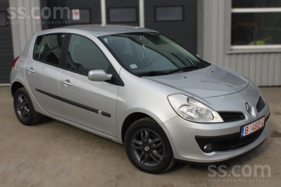 Pelēks Renault Clio 2008 Rīga, ar dzinēja tilpumu 1.60 L un nobraukumu 0 tūkst. km par 2990 €, foto 6 vietnē AUTOMOTO.COM.LV