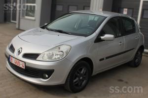 Pelēks Renault Clio 2008 Rīga, ar dzinēja tilpumu 1.60 L un nobraukumu 0 tūkst. km par 2990 €, foto 9 vietnē AUTOMOTO.COM.LV