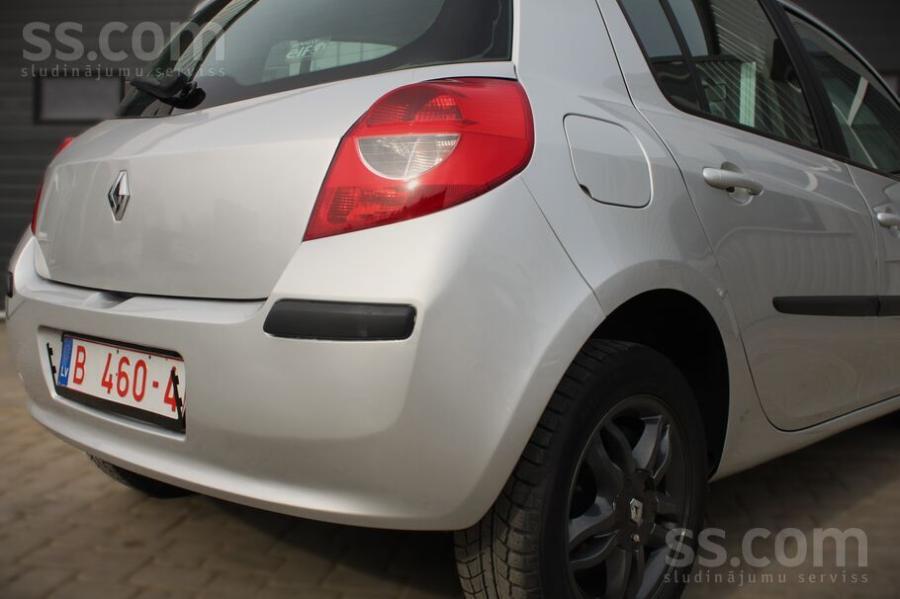 Pelēks Renault Clio 2008 Rīga, ar dzinēja tilpumu 1.60 L un nobraukumu 0 tūkst. km par 2990 €, foto 13 vietnē AUTOMOTO.COM.LV