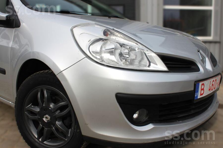 Pelēks Renault Clio 2008 Rīga, ar dzinēja tilpumu 1.60 L un nobraukumu 0 tūkst. km par 2990 €, foto 15 vietnē AUTOMOTO.COM.LV