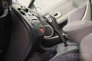 Pelēks Renault Clio 2008 Rīga, ar dzinēja tilpumu 1.60 L un nobraukumu 0 tūkst. km par 2990 €, foto 19 vietnē AUTOMOTO.COM.LV