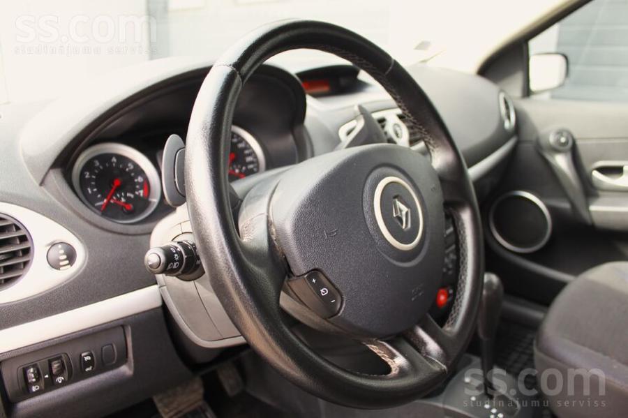 Pelēks Renault Clio 2008 Rīga, ar dzinēja tilpumu 1.60 L un nobraukumu 0 tūkst. km par 2990 €, foto 22 vietnē AUTOMOTO.COM.LV