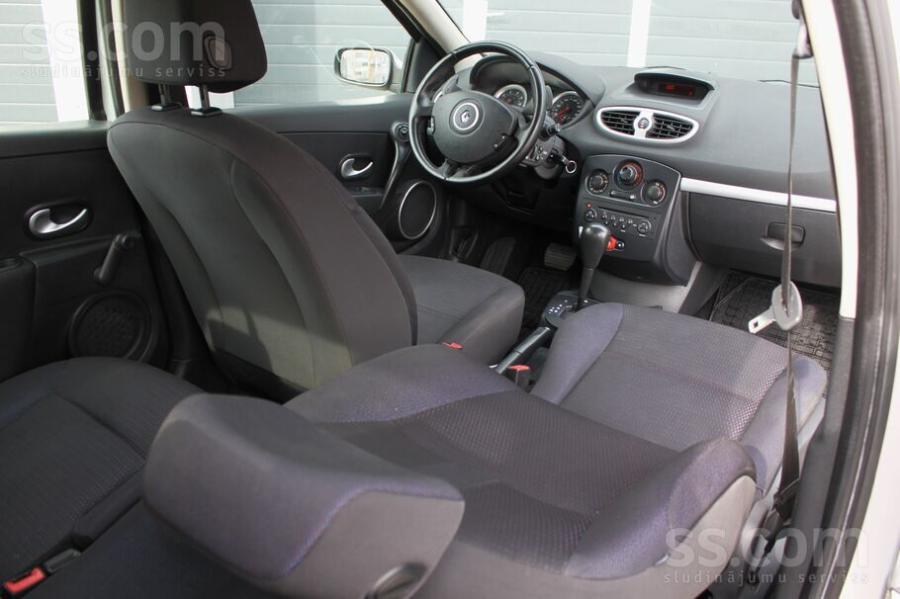 Pelēks Renault Clio 2008 Rīga, ar dzinēja tilpumu 1.60 L un nobraukumu 0 tūkst. km par 2990 €, foto 23 vietnē AUTOMOTO.COM.LV