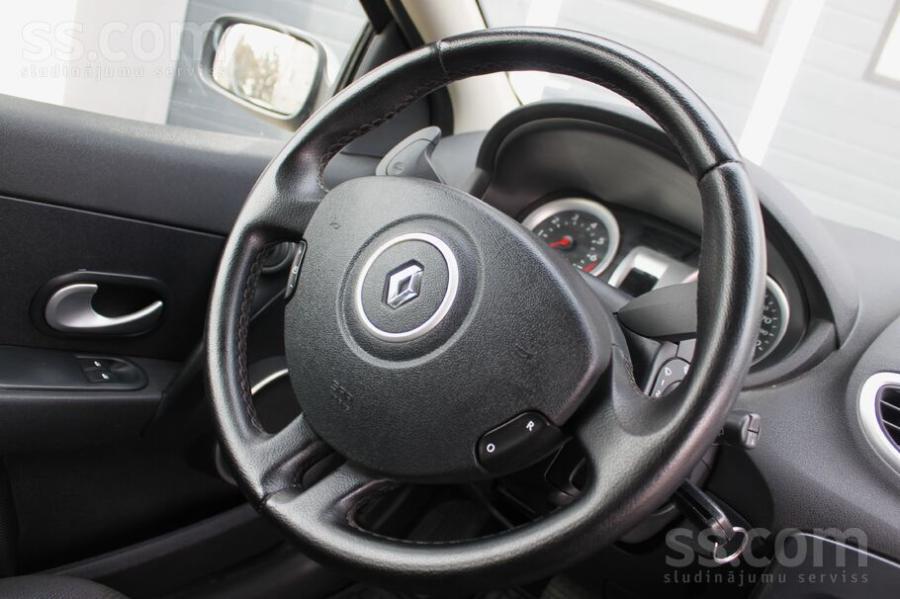 Pelēks Renault Clio 2008 Rīga, ar dzinēja tilpumu 1.60 L un nobraukumu 0 tūkst. km par 2990 €, foto 28 vietnē AUTOMOTO.COM.LV