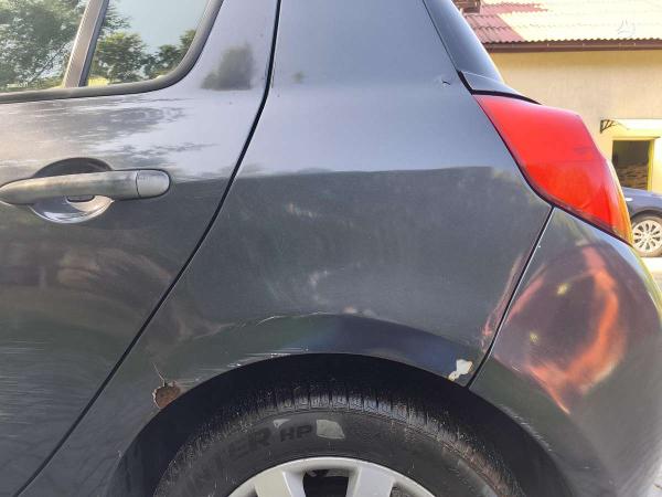 Pelēks Renault Clio 2008 Klaipėda, ar dzinēja tilpumu 1.46 L un nobraukumu 168 tūkst. km par 1300 €, foto 3 vietnē AUTOMOTO.COM.LV