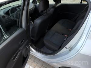 Pelēks Renault Clio 2008 Rīga, ar dzinēja tilpumu 1.20 L un nobraukumu 310 tūkst. km par 1500 €, foto 9 vietnē AUTOMOTO.COM.LV