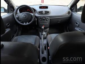Pelēks Renault Clio 2008 Rīga, ar dzinēja tilpumu 1.20 L un nobraukumu 310 tūkst. km par 1500 €, foto 11 vietnē AUTOMOTO.COM.LV
