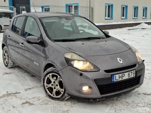 Pelēks Renault Clio 2009 Šilutė, ar dzinēja tilpumu 1.20 L un nobraukumu 172 tūkst. km par 1650 €, foto 2 vietnē AUTOMOTO.COM.LV