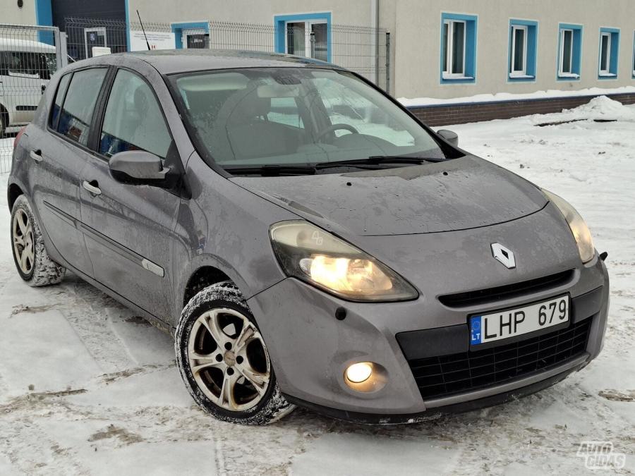 Pelēks Renault Clio 2009 Šilutė, ar dzinēja tilpumu 1.20 L un nobraukumu 172 tūkst. km par 1650 €, foto 2 vietnē AUTOMOTO.COM.LV