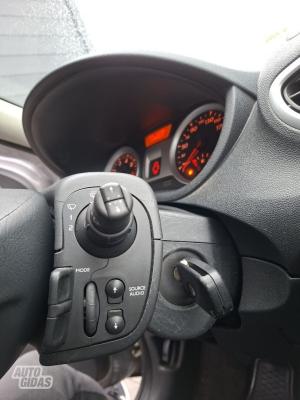 Pelēks Renault Clio 2009 Šilutė, ar dzinēja tilpumu 1.20 L un nobraukumu 172 tūkst. km par 1650 €, foto 8 vietnē AUTOMOTO.COM.LV