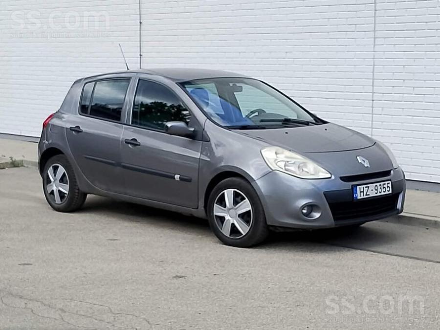 Pelēks Renault Clio 2009 Rīga, ar dzinēja tilpumu 1.50 L un nobraukumu 274 tūkst. km par 1800 €, foto 5 vietnē AUTOMOTO.COM.LV