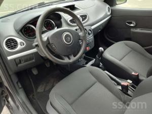 Pelēks Renault Clio 2009 Rīga, ar dzinēja tilpumu 1.50 L un nobraukumu 274 tūkst. km par 1800 €, foto 10 vietnē AUTOMOTO.COM.LV