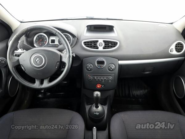 Серый Рено Клио 2009 в Таллин, объемом двигателя 1.10 л и пробегом 155 тыс. км за 999 €, фото 5 на AUTOMOTO.COM.LV