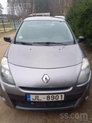 Pelēks Renault Clio 2010 Rīga, ar dzinēja tilpumu 1.50 L un nobraukumu 277 tūkst. km par 1300 €, foto  vietnē AUTOMOTO.COM.LV