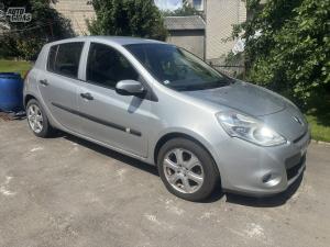 Grey Renault Clio 2011 in Telschi, with an engine capacity of 1.50 L and mileage of 157 thousand km for 1200 €, photo 3 on AUTOMOTO.COM.LV