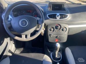 Grey Renault Clio 2012 in Marijampole, with an engine capacity of 1.50 L and mileage of 175 thousand km for 2250 €, photo 11 on AUTOMOTO.COM.LV