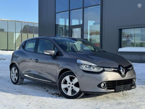 Pelēks Renault Clio 2013 Šauļi, ar dzinēja tilpumu 1.15 L un nobraukumu 196 tūkst. km par 3900 €, foto 1 vietnē AUTOMOTO.COM.LV