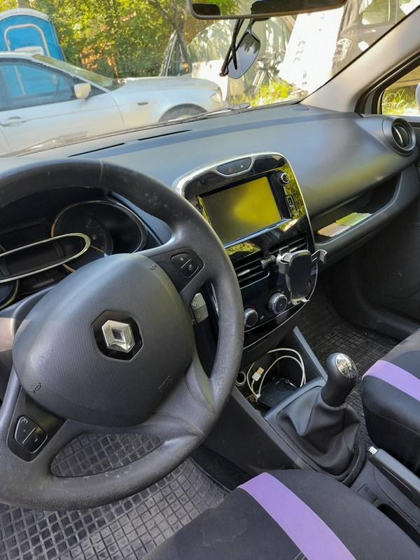Renault Clio 2013 Pērnava vietnē Pelēks Renault Clio 2013 Pērnava, ar dzinēja tilpumu 0.00 L un nobraukumu 286 tūkst. km par 3800 €, foto 8 vietnē AUTOMOTO.COM.LV
