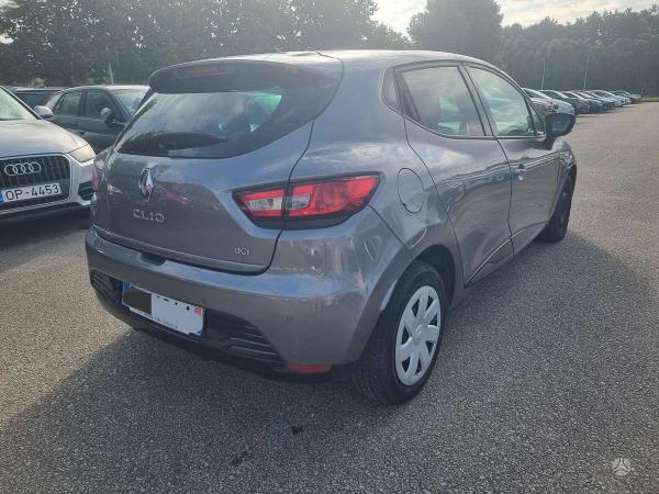 Pelēks Renault Clio 2014 Tauragė, ar dzinēja tilpumu 1.46 L un nobraukumu 185 tūkst. km par 2500 €, foto 4 vietnē AUTOMOTO.COM.LV