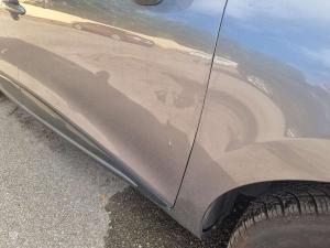 Grey Renault Clio 2014 in Taurage, with an engine capacity of 1.46 L and mileage of 185 thousand km for 2500 €, photo 11 on AUTOMOTO.COM.LV