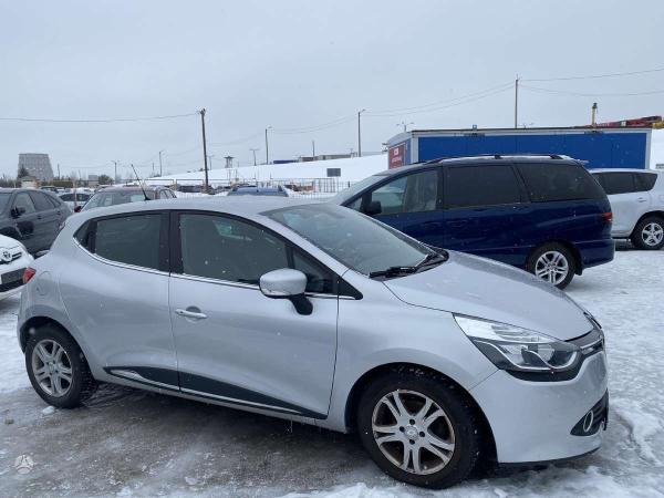 Pelēks Renault Clio 2015 Viļņa, ar dzinēja tilpumu 0.90 L un nobraukumu 123 tūkst. km par 2550 €, foto 1 vietnē AUTOMOTO.COM.LV