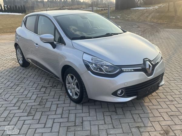 Pelēks Renault Clio 2015 Viļņa, ar dzinēja tilpumu 0.90 L un nobraukumu 135 tūkst. km par 4100 €, foto 2 vietnē AUTOMOTO.COM.LV