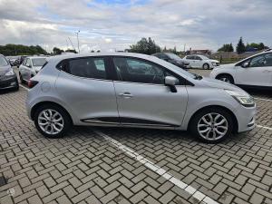Grey Renault Clio 2015 in Taurage, with an engine capacity of 1.50 L and mileage of 233 thousand km for 5500 €, photo 7 on AUTOMOTO.COM.LV