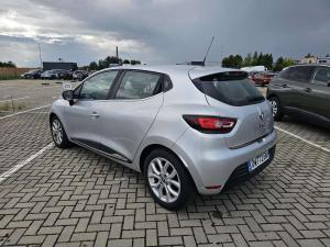 Grey Renault Clio 2015 in Taurage, with an engine capacity of 1.50 L and mileage of 233 thousand km for 5500 €, photo 12 on AUTOMOTO.COM.LV