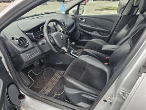 Grey Renault Clio 2015 in Taurage, with an engine capacity of 1.50 L and mileage of 233 thousand km for 5500 €, photo 16 on AUTOMOTO.COM.LV
