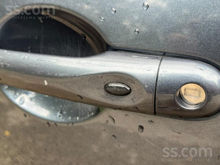 Pelēks Renault Clio 2016 Rīga, ar dzinēja tilpumu 1.20 L un nobraukumu 0 tūkst. km par 6199 €, foto 29 vietnē AUTOMOTO.COM.LV
