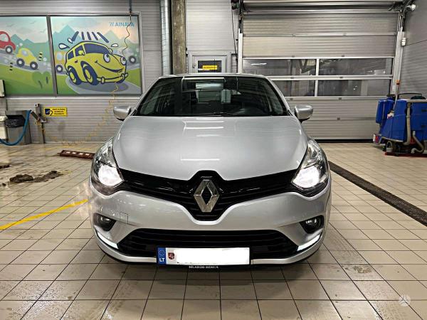 Pelēks Renault Clio 2018 Viļņa, ar dzinēja tilpumu 1.46 L un nobraukumu 94 tūkst. km par 7500 €, foto 6 vietnē AUTOMOTO.COM.LV